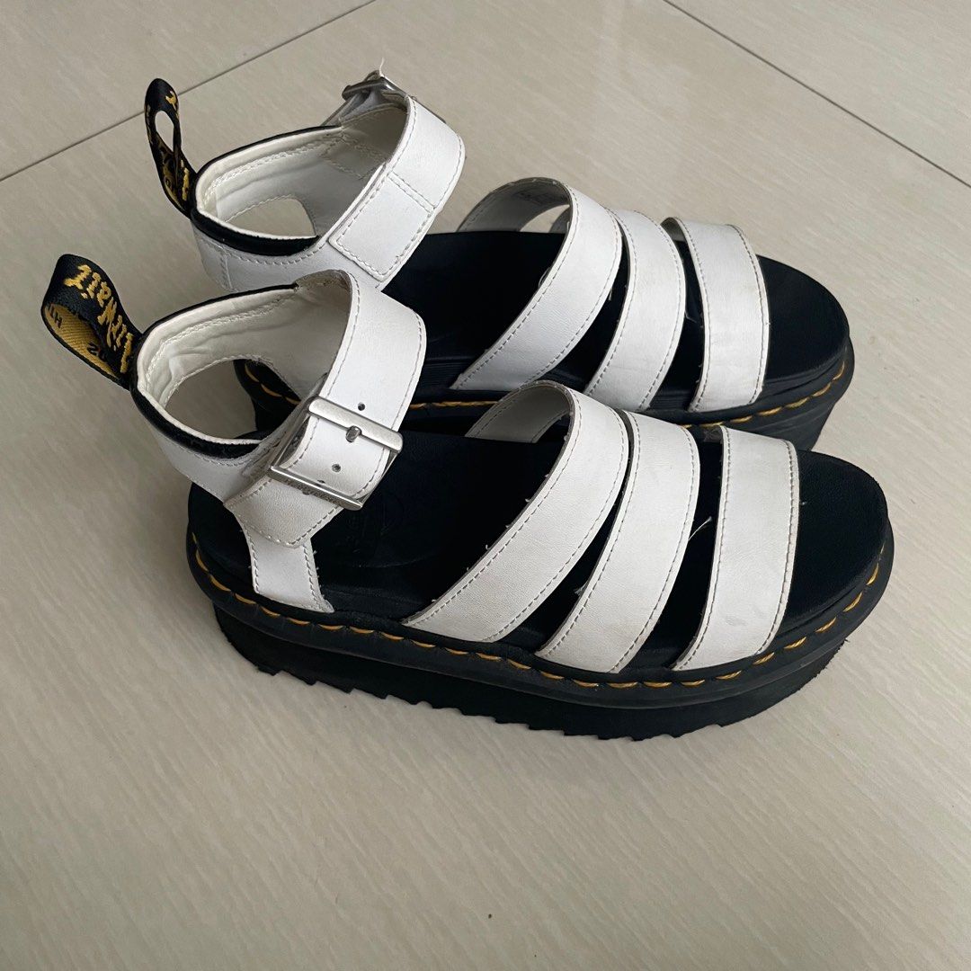 Dr. Martens Blaire Quad White Woman (Sandal Docmart), Fesyen Wanita ...