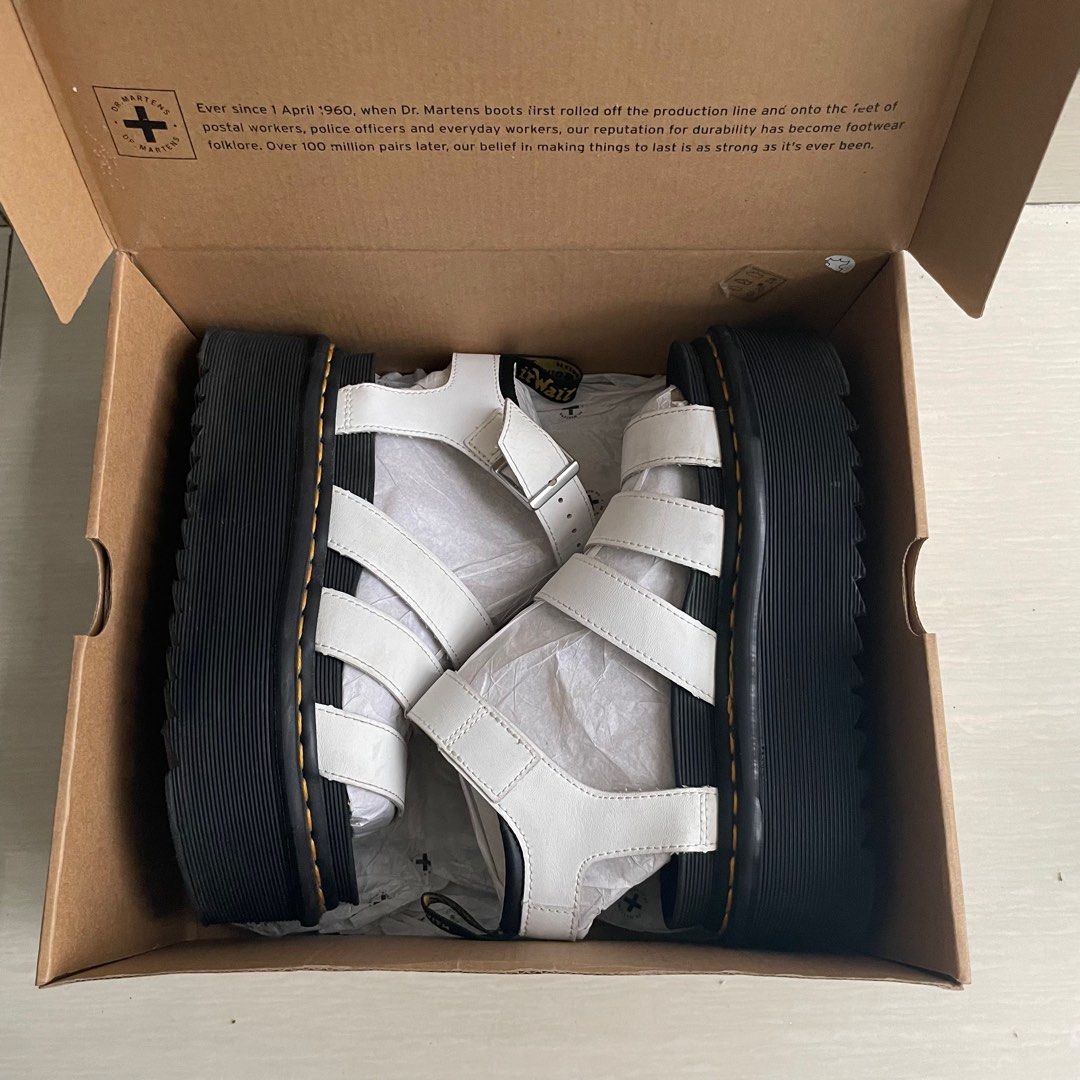 Dr. Martens Blaire Quad White Woman (Sandal Docmart), Fesyen Wanita ...