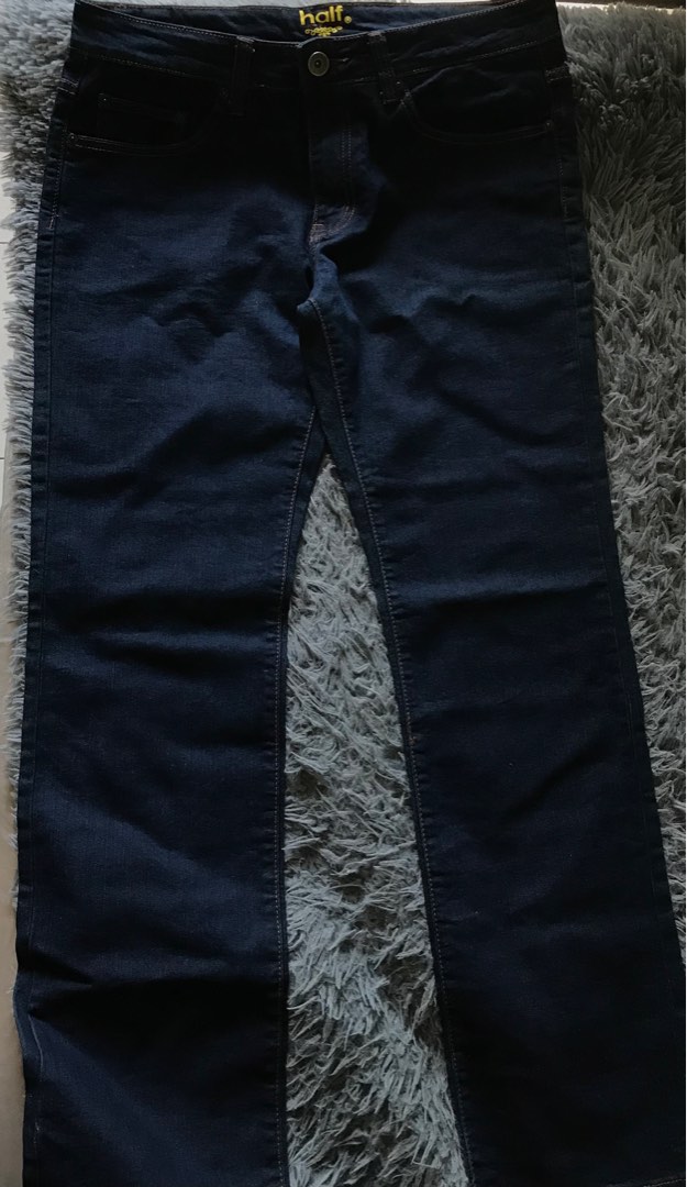 Half Jeans, Women's Fashion, Bottoms, Jeans & Leggings on Carousell