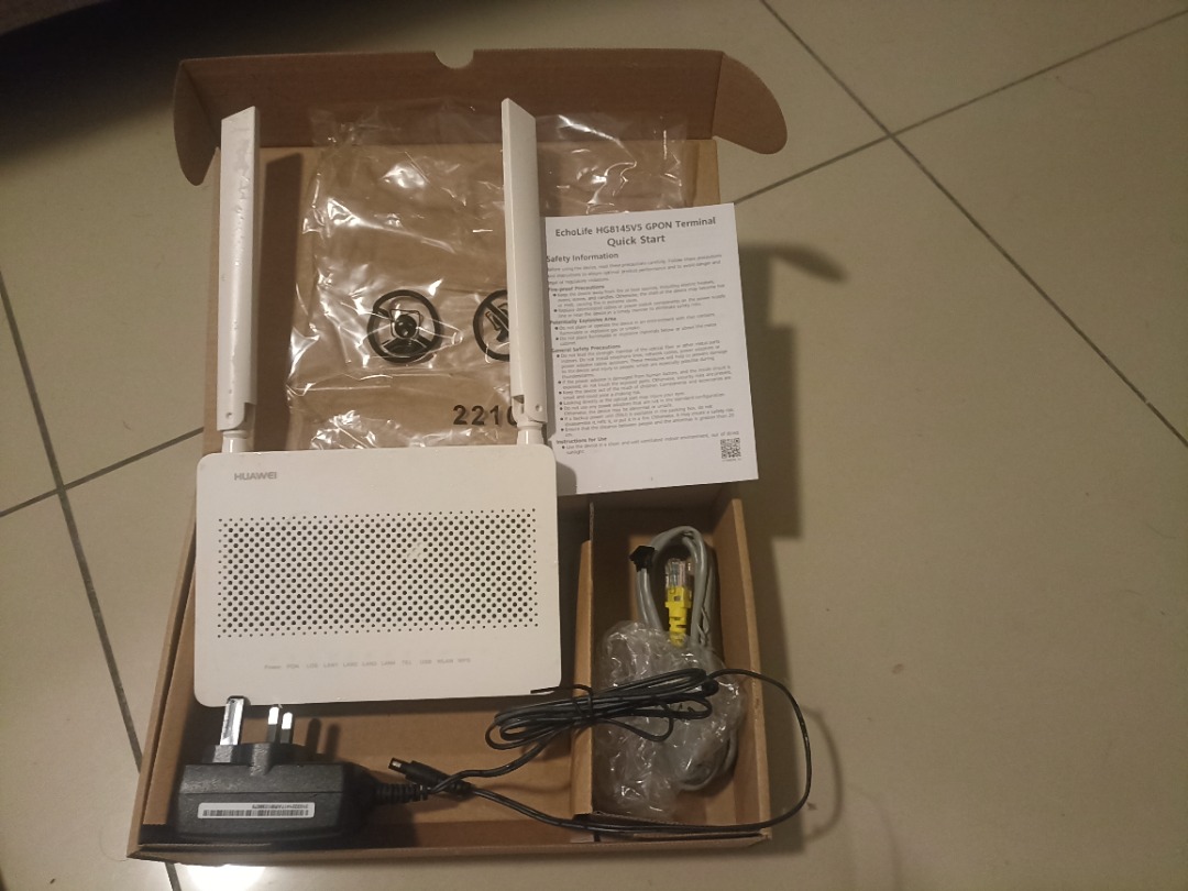 Huawei Hg8145v5 WiFi modem, Computers & Tech, Parts & Accessories ...