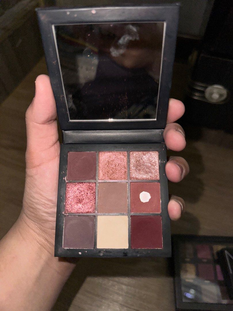 Huda mini pallete, Beauty & Personal Care, Face, Makeup on Carousell