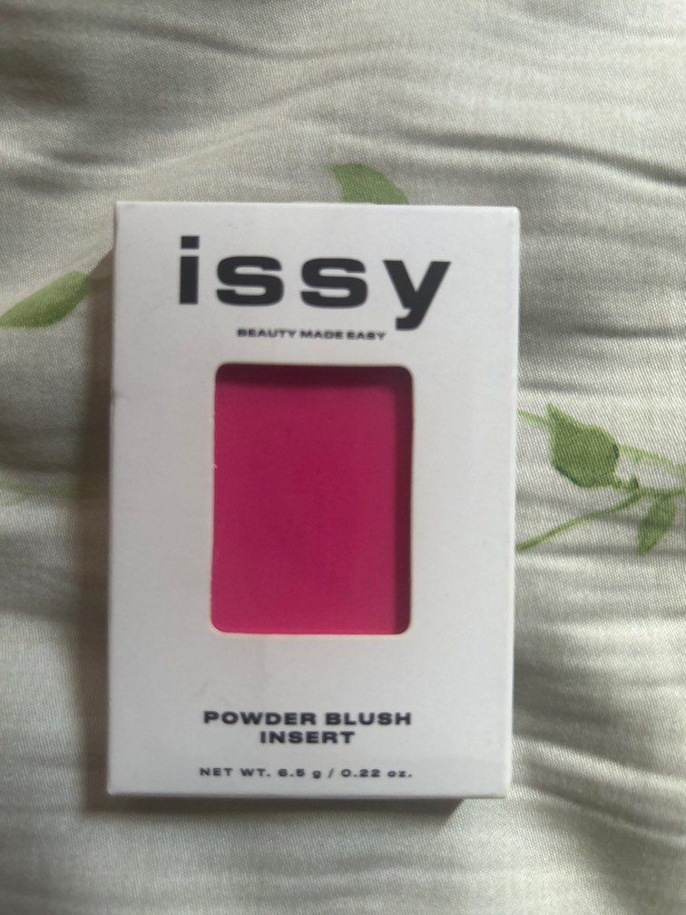 Issy powder blush insert, Beauty & Personal Care, Face, Makeup on Carousell