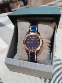Jam Tangan Guess Baroque White Dial Original (With Original Box ...