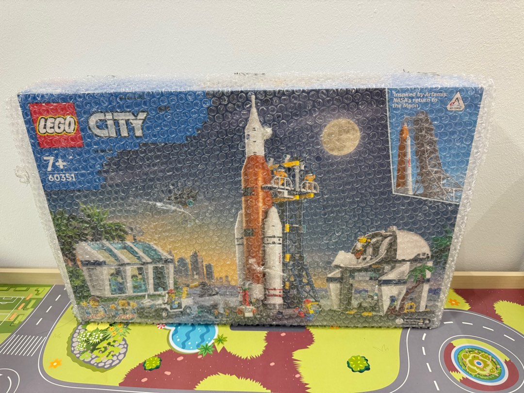 Lego City 60351 Rocket Launch Center, Hobbies & Toys, Toys & Games on ...
