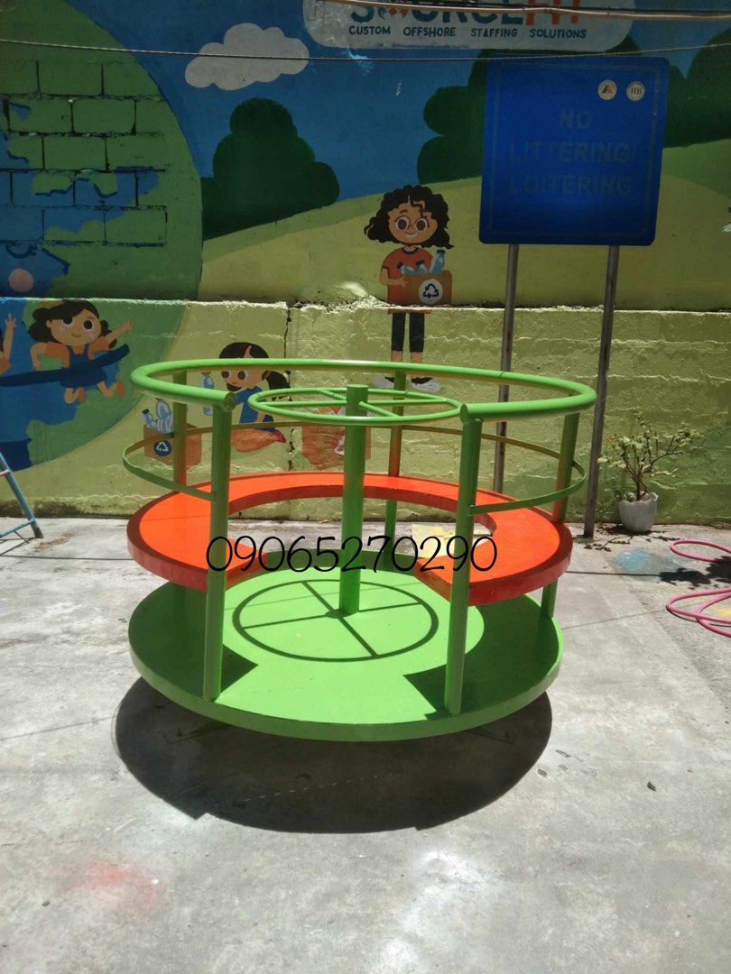 Merry go round, Hobbies & Toys, Toys & Games on Carousell