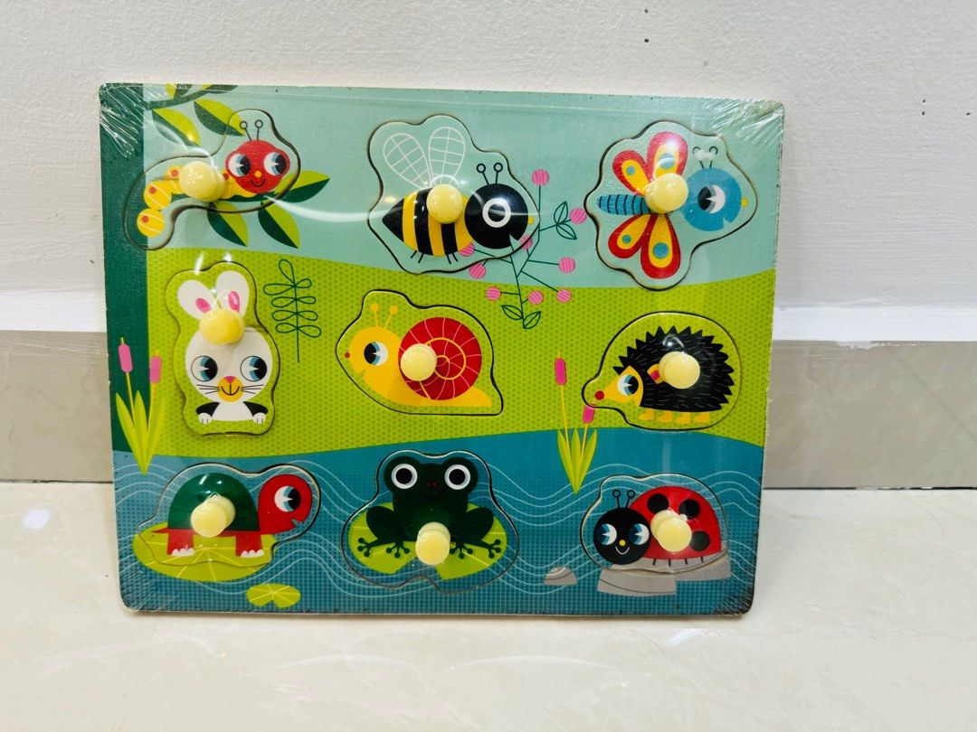 Monami Retractable Wax Crayons and Wooden Puzzles Set, Hobbies & Toys ...