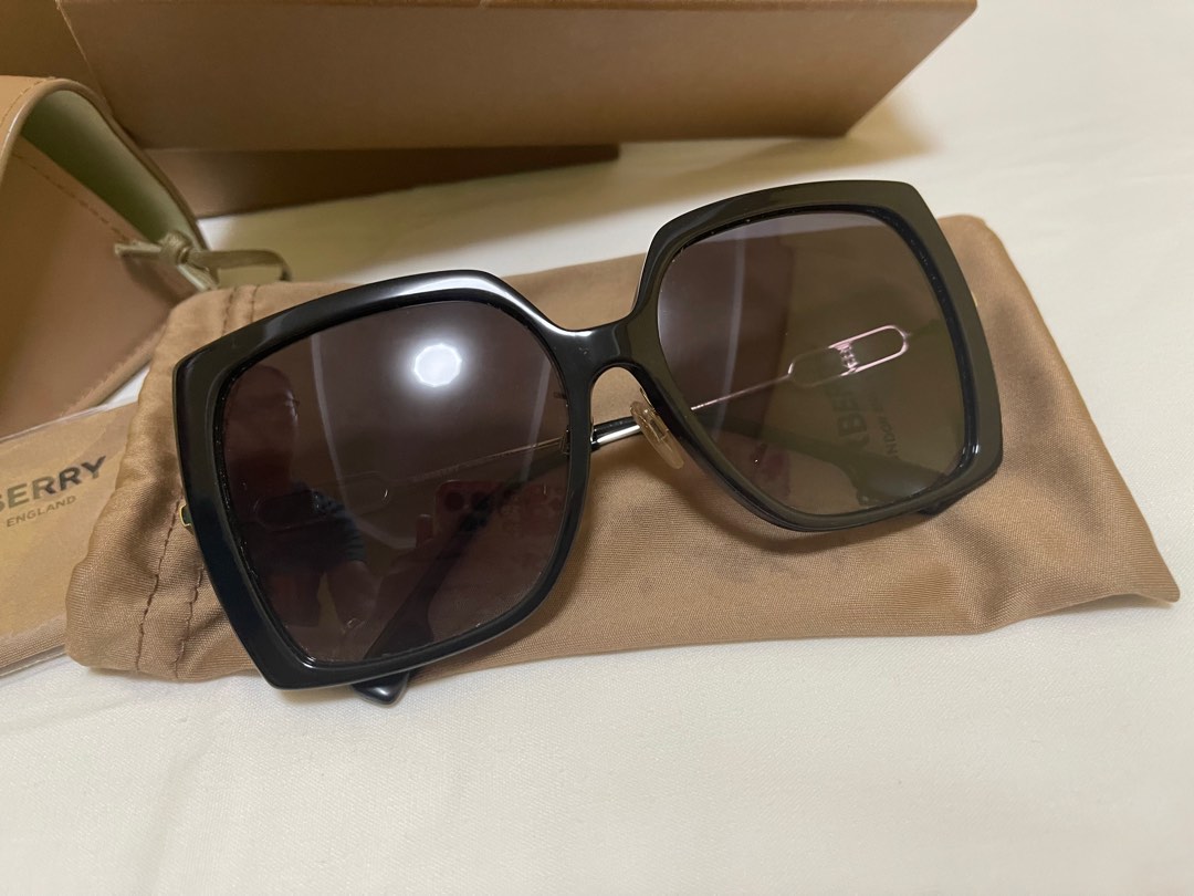 Original Burberry Shades, Women's Fashion, Watches & Accessories ...
