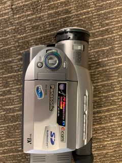 Panasonic NV-EX3數碼影片攝錄機, 攝影器材, 攝錄機 - Carousell