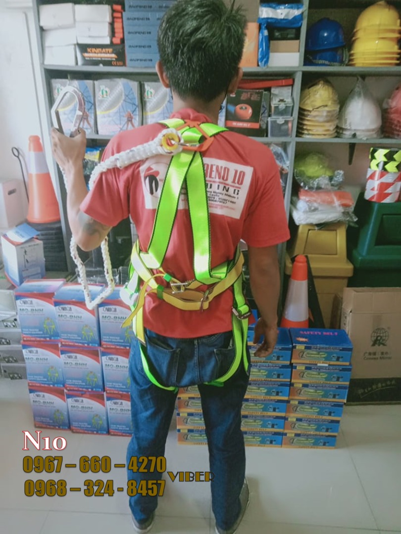 safety harness single hook, Commercial & Industrial, Construction ...