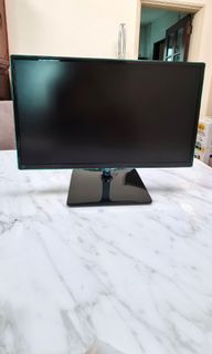 Samsung Monitor - 27in - Not working, selling for anyone who needs ...
