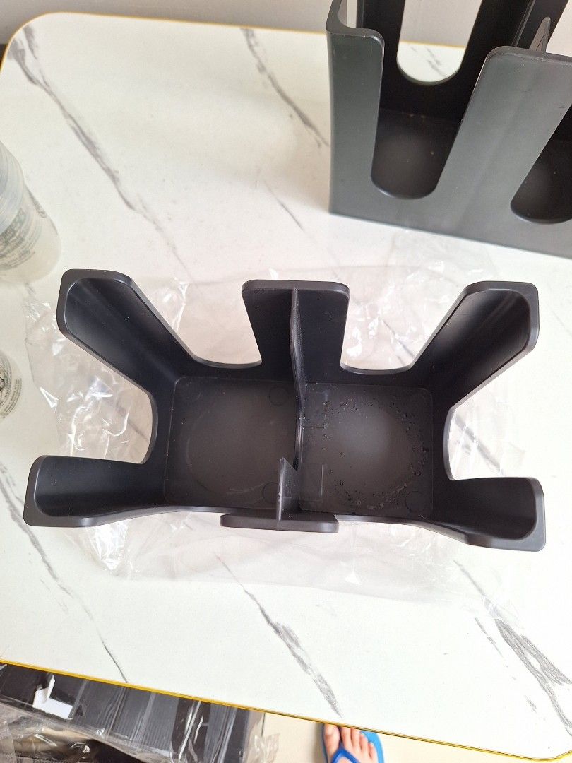 AKRILIK ACRYLIC TEMPAT CUP GELAS PLASTIK 2 SLOT HITAM MUAT GELAS BESAR ...