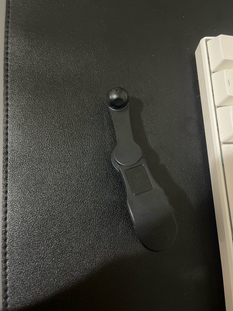 Auto clicker, Hobbies & Toys, Toys & Games on Carousell