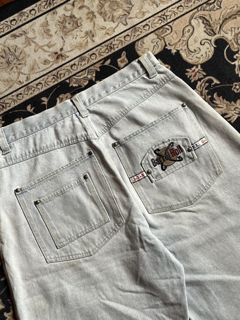 Baggy Y2K Barrel Rolls Jorts, Men's Fashion, Bottoms, Jeans on Carousell