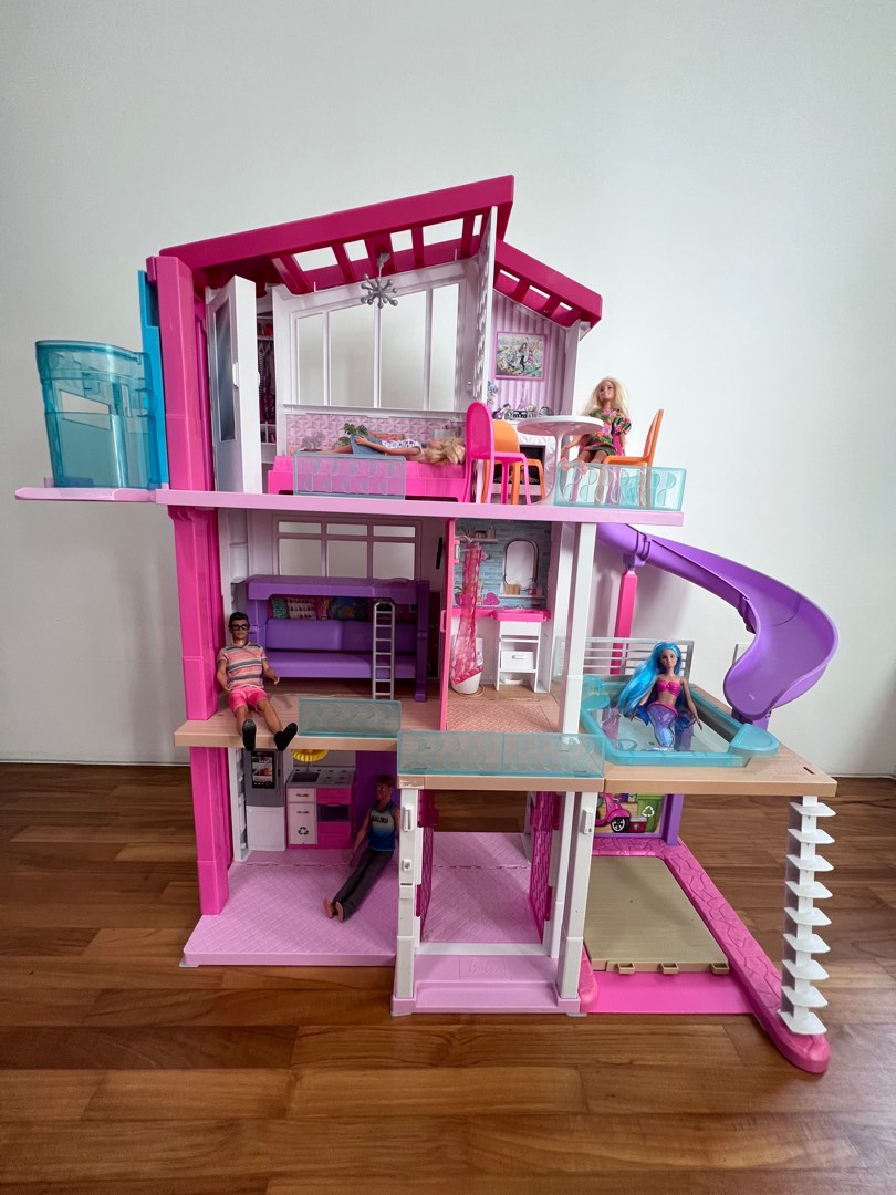 Barbie Malibu Dream House, Hobbies & Toys, Toys & Games on Carousell