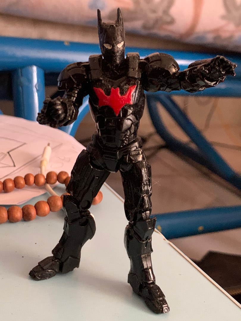 Batman Beyond Custom 3.75 inch, Toys & Collectibles, Mainan di Carousell