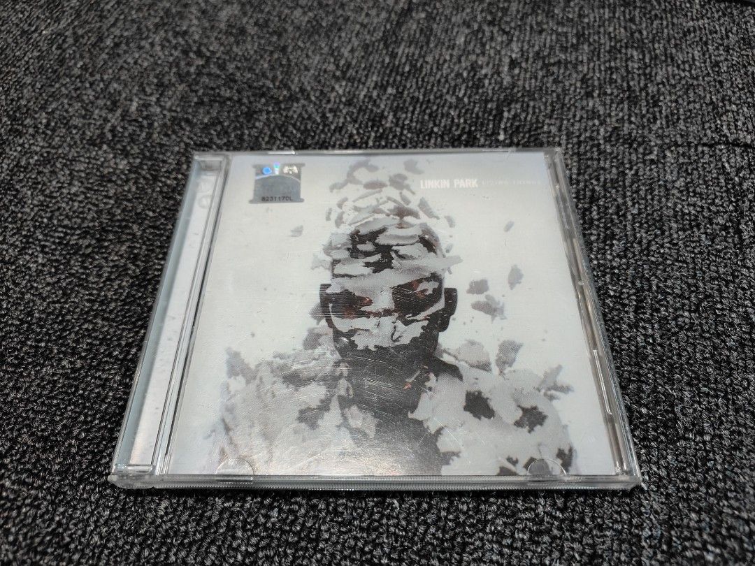 CD Linkin Park Living Things, Hobbies & Toys, Music & Media, CDs & DVDs ...