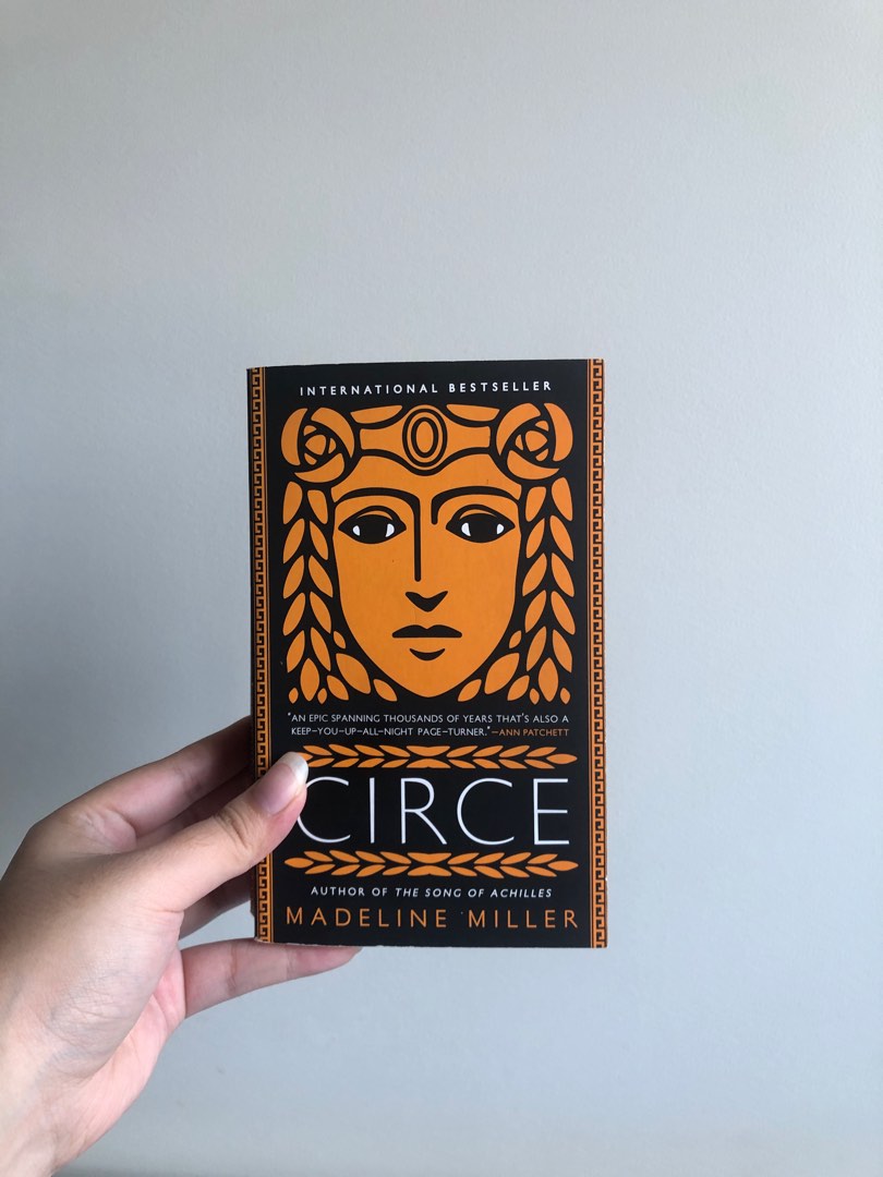Circe: by Madeline Miller, Hobbies & Toys, Books & Magazines, Fiction ...