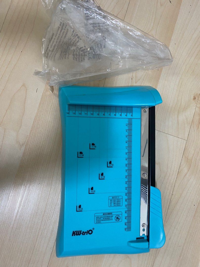 Desktop Paper Cutter, Hobbies & Toys, Stationery & Craft, Stationery ...