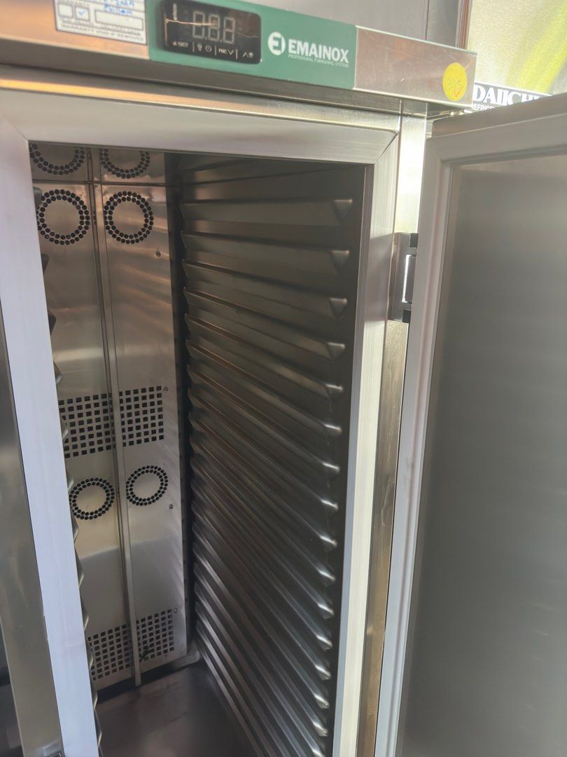 Emainox Upright Chiller, TV & Home Appliances, Kitchen Appliances ...