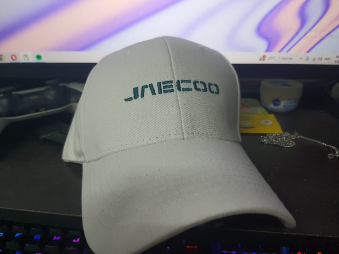 JAECOO White Cap, Men's Fashion, Watches & Accessories, Cap & Hats on ...