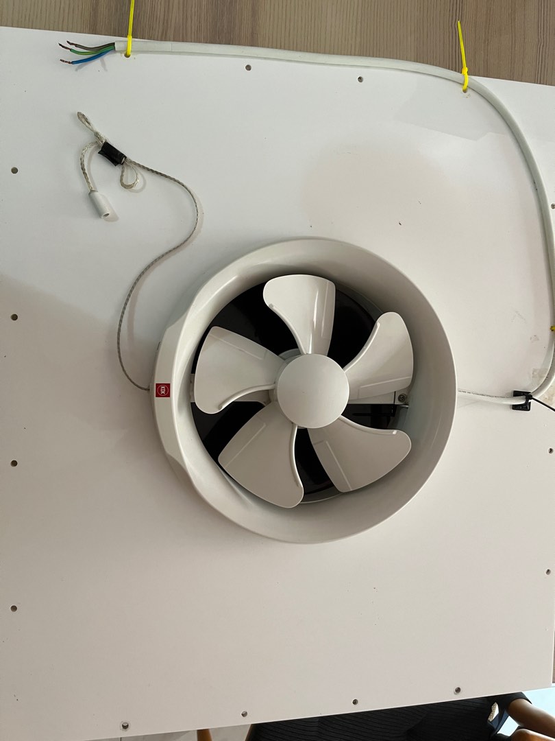 KDK 20WUD ventilation fan, Furniture & Home Living, Lighting & Fans ...