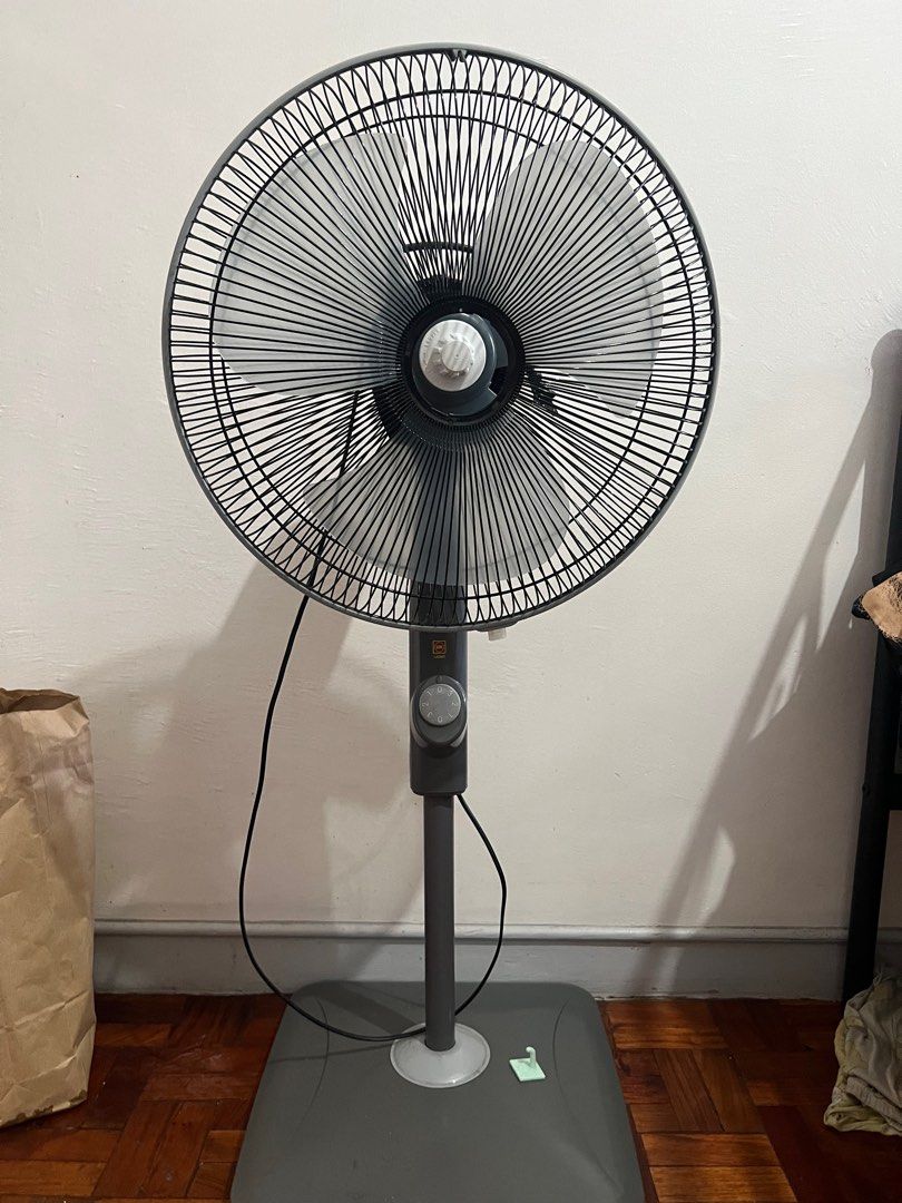 KDK Electric Stand Fan L40MDS, Furniture & Home Living, Lighting & Fans ...