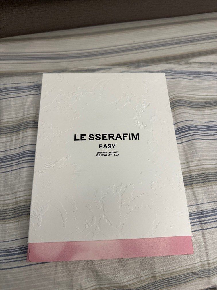 LE SSERAFIM EASY MINI ALBUM Vol. 1 Balmy Flex Kazuha PC, Hobbies & Toys ...