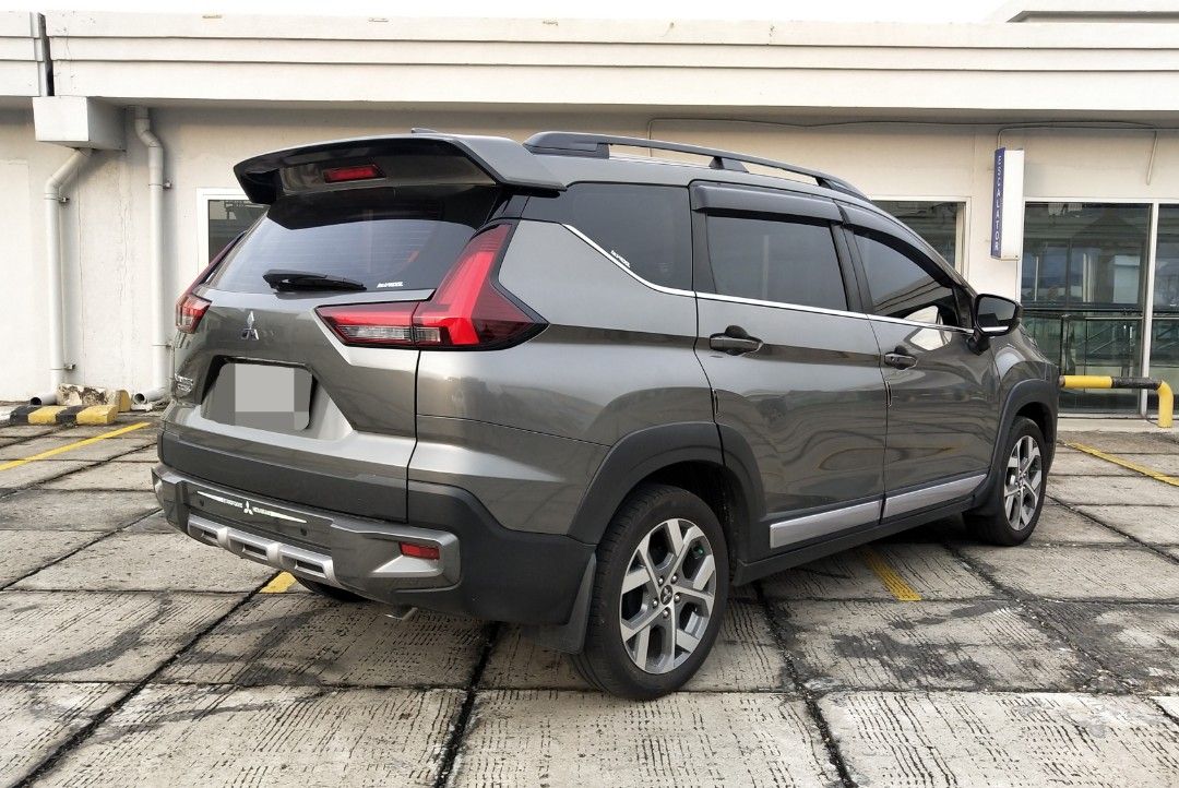 Mitsubishi Xpander CROSS 1.5 CVT 2022 FL TDP 19.9 jt, Mobil & Motor ...