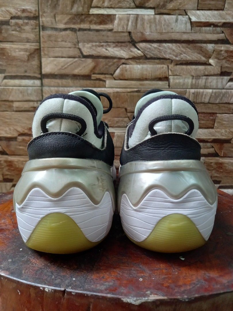 Nike Dimsix Distorted DNA AllStar, Fesyen Wanita, Sepatu di Carousell