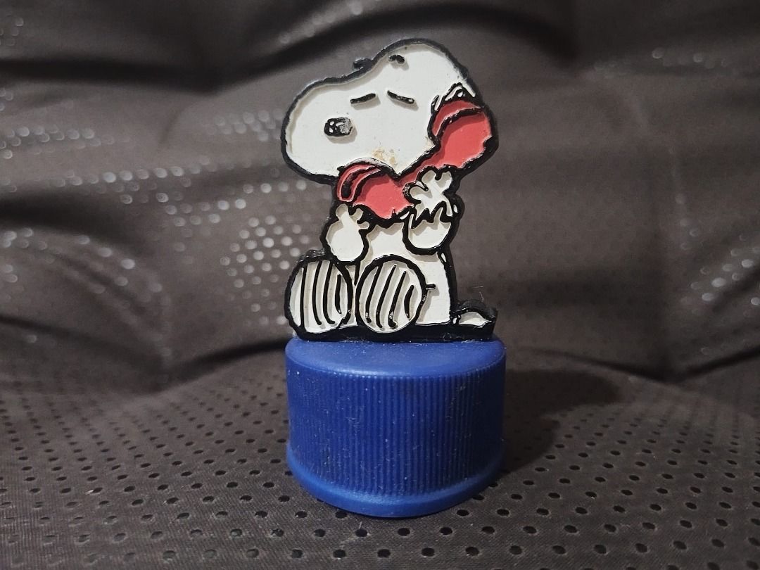Peanuts - Snoopy and Friends - 13 Pieces 2D Figure Pepsi Caps Set ...