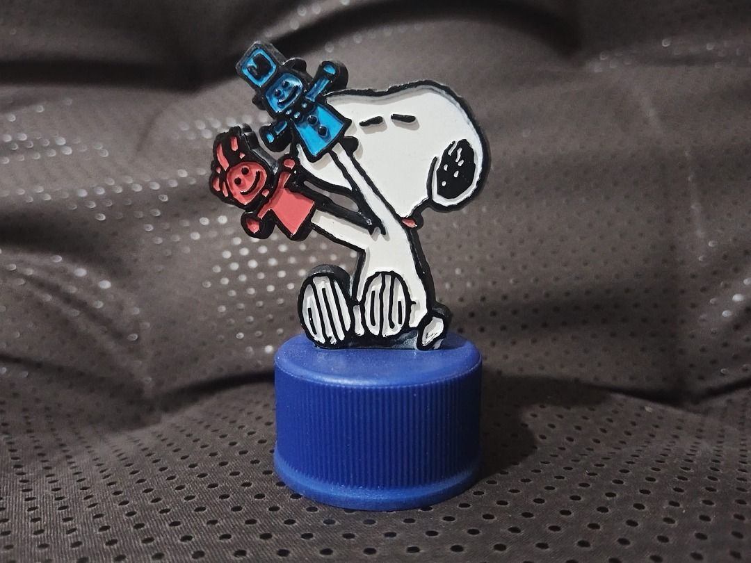 Peanuts - Snoopy and Friends - 13 Pieces 2D Figure Pepsi Caps Set ...