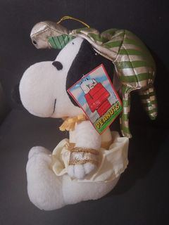 pop mart snoopy the best friends edition, Hobbies & Toys, Toys & Games ...