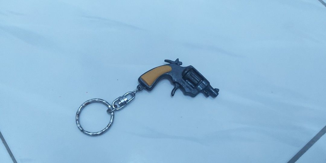 Pistol mainan miniature zaman dulu dulu, Hobbies & Toys, Toys & Games ...