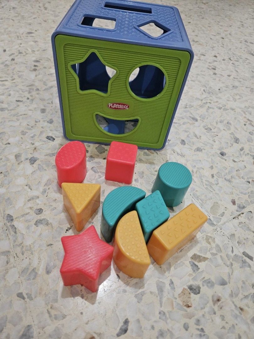 Playskool Form Fitter Shape Sorter Matching Activity Cube Toy (9 shapes ...