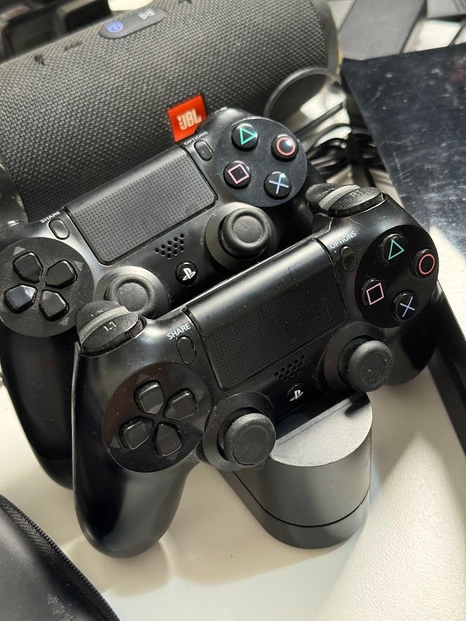 PS4 Phat Black Bundle | 500gb | Dualshock 4 Wireless Controllers | PS Camera | Includes 6 games ...