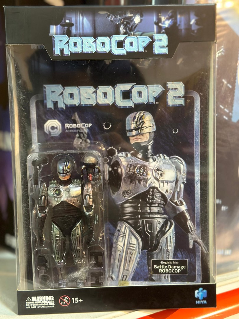 ROBOCOP 2- HIYA TOYS - 1:18 SCALE. BATTLE DAMAGED ROBOCOP (PREVIEWS ...
