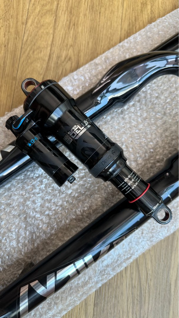 Rock Shox Super Deluxe Ultimate Shock, Sports Equipment, Bicycles ...