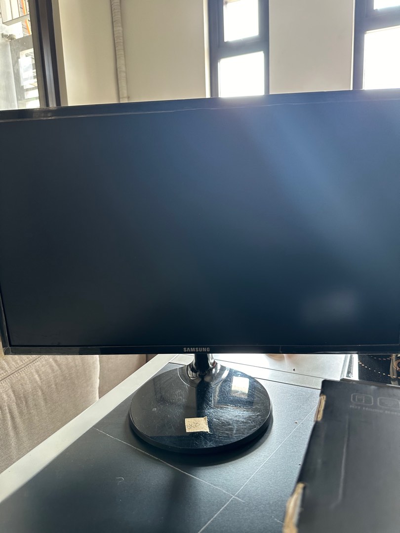 SAMSUNG MONITOR FOR SALE, Computers & Tech, Desktops on Carousell