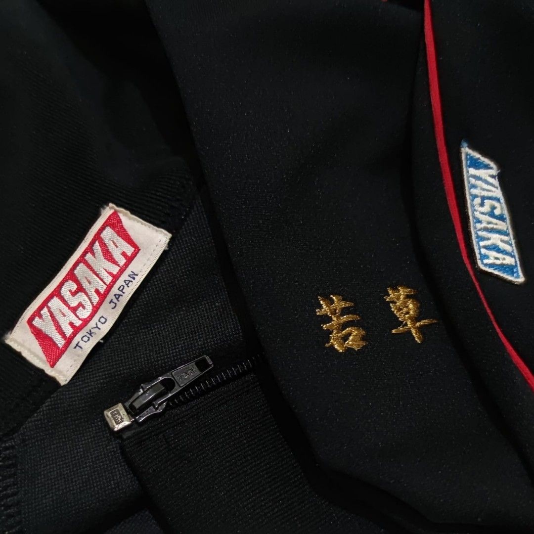 Tracktop Yasaka Japan, Fesyen Pria, Pakaian , Baju Luaran di Carousell