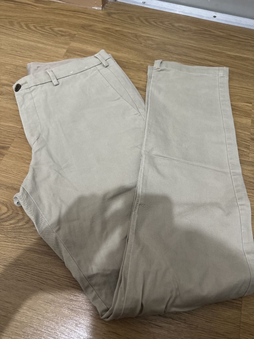 UNIQLO Slacks/Pants Bundle (6-pieces)!, Men's Fashion, Bottoms, Chinos ...