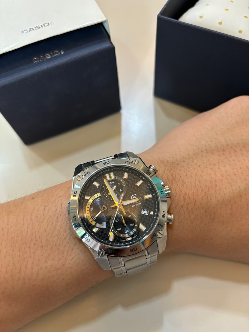 Casio Edifice EFR-557, Men's Fashion, Watches & Accessories, Watches on ...