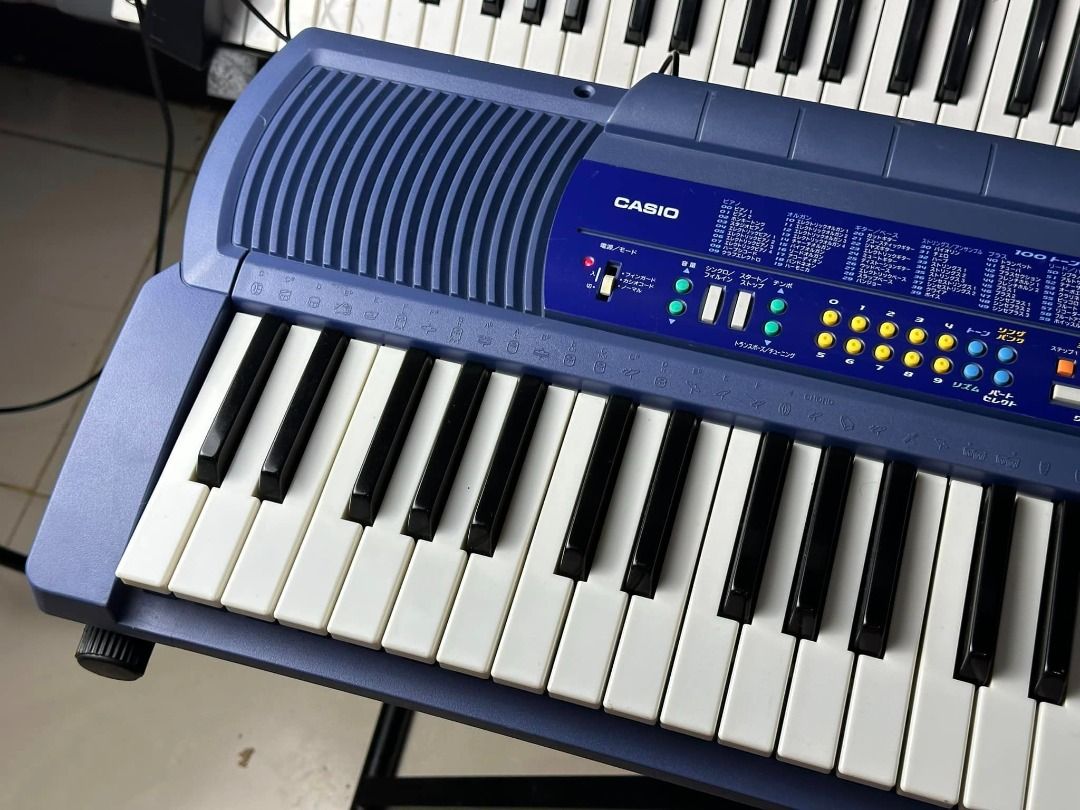 Casio LK-20 with Key Lighting 49 Keys Keyboard Piano Organ, Hobbies ...