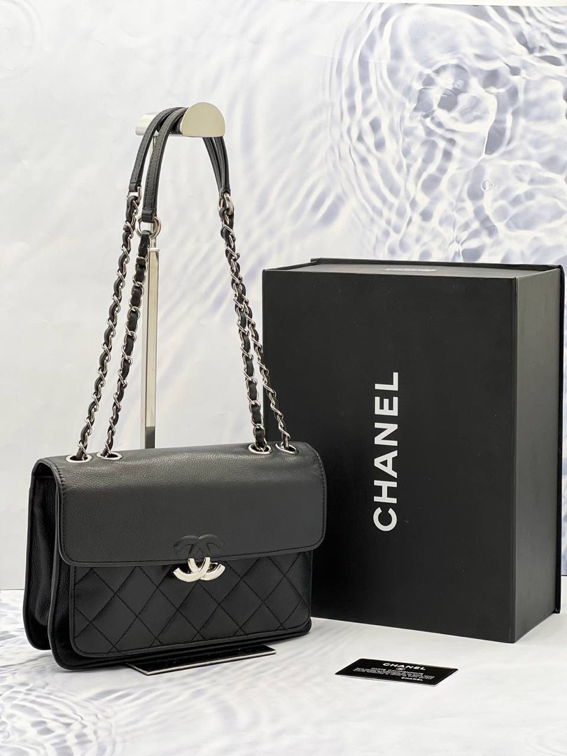 CHANEL CC BOX FLAP BAG, Luxury, Bags & Wallets on Carousell