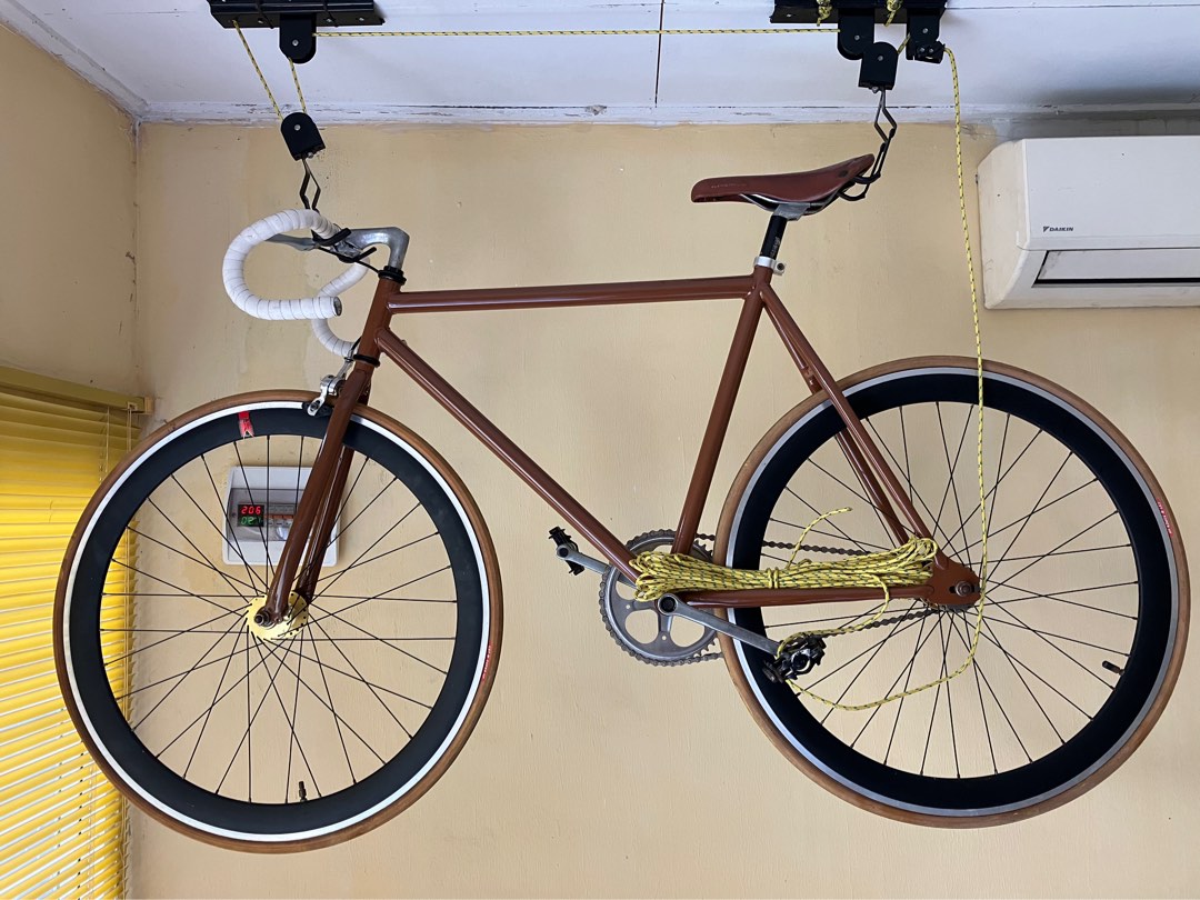 Classic Brown Fixie, Olah Raga, Sepeda di Carousell