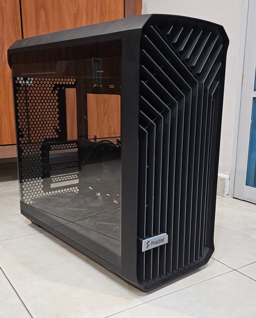 Fractal Design Torrent E-ATX Case (Black, TG Tint), Computers & Tech ...