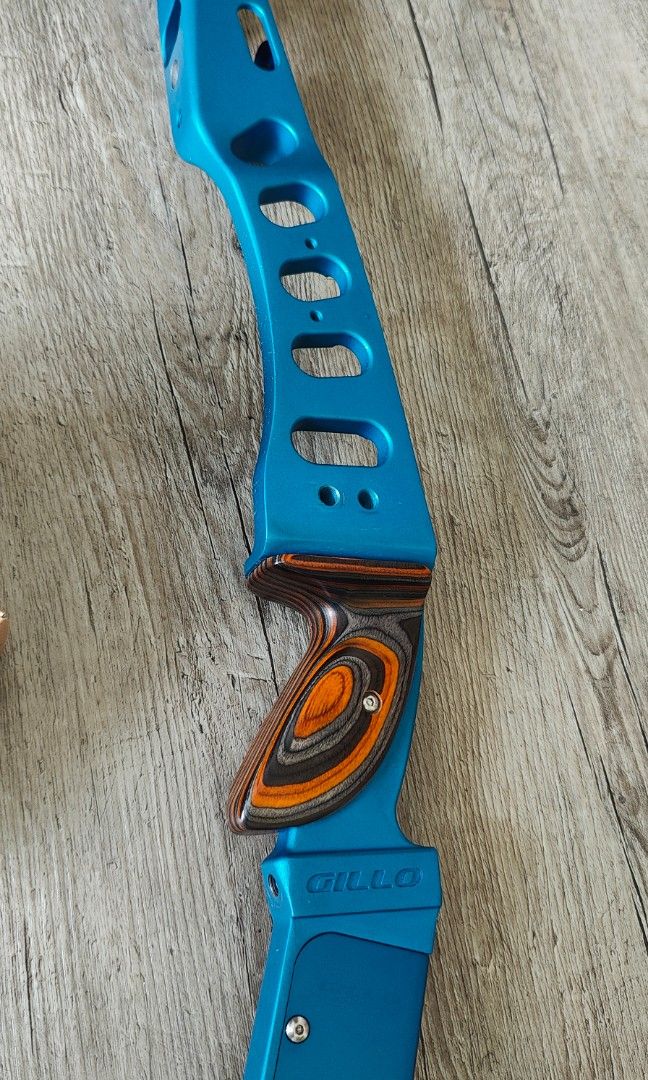 Gillo G1 Barebow Riser 25" + Extra RCORE master grip, Sports Equipment ...