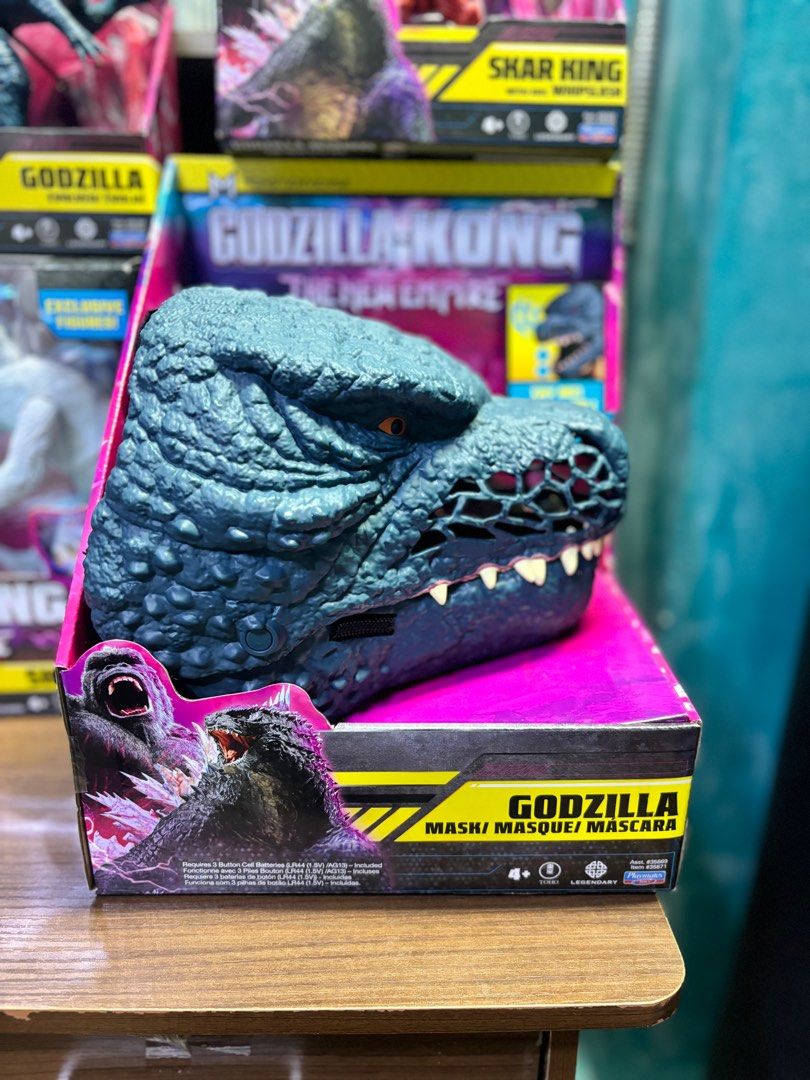 Godzilla X Kong Toys! Godzilla Mask, Skar King 6 inch, and Godzilla V ...