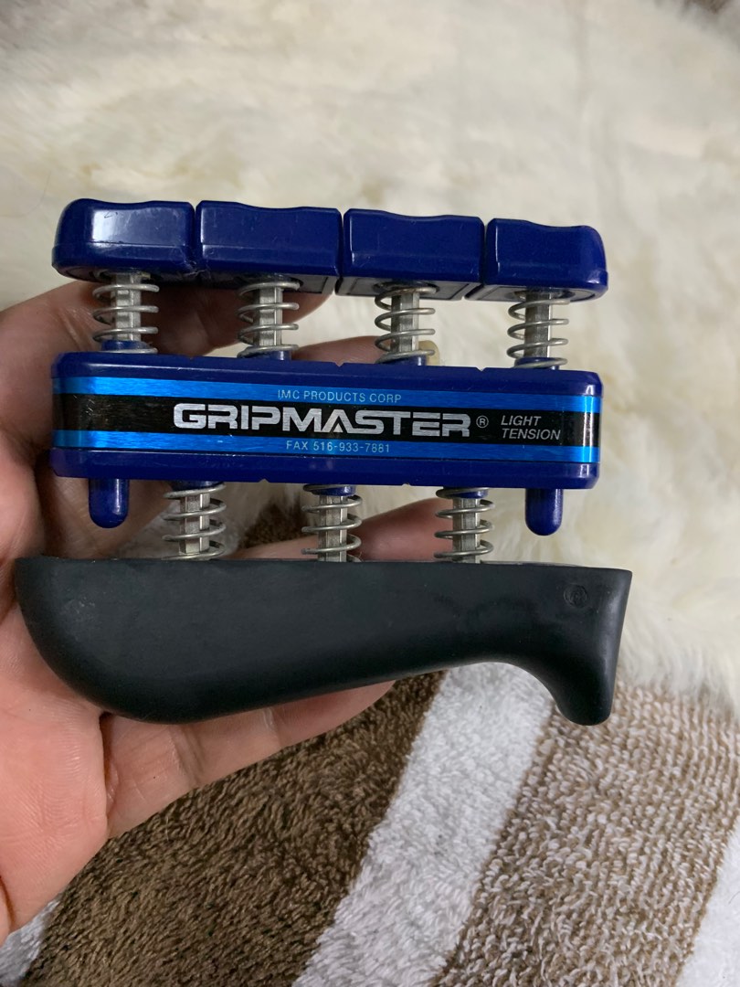 Gripmaster medical hand/finger exerciser, Health & Nutrition, Medical ...