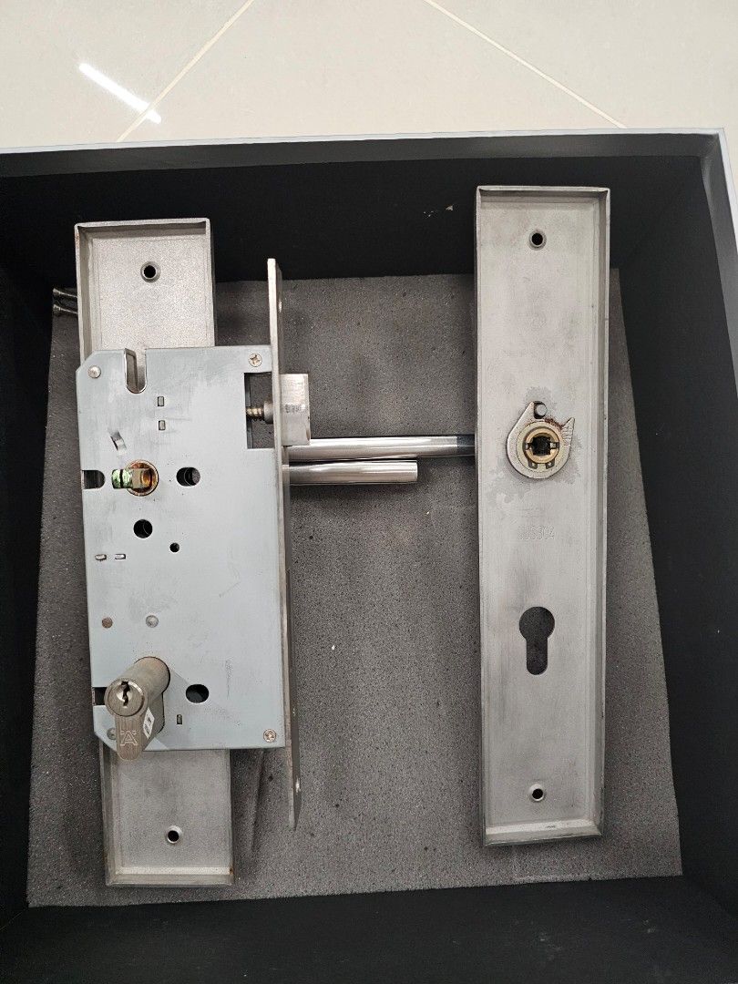 HAFELE Lockset, Furniture & Home Living, Security & Locks, Locks, Doors ...