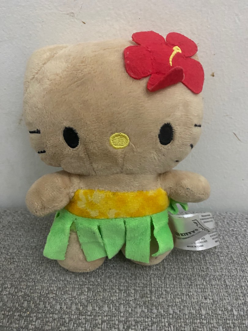 Hello kitty tan, Hobbies & Toys, Toys & Games on Carousell